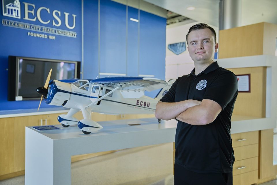 Navy Veteran Focuses on Completing Aviation Sciences Degree Early ...